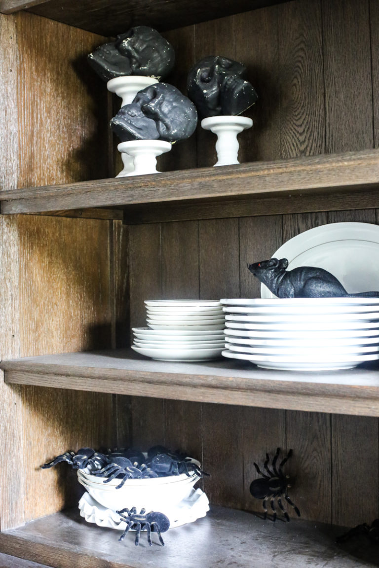 Halloween Decor in the Dining Room - Bower Power